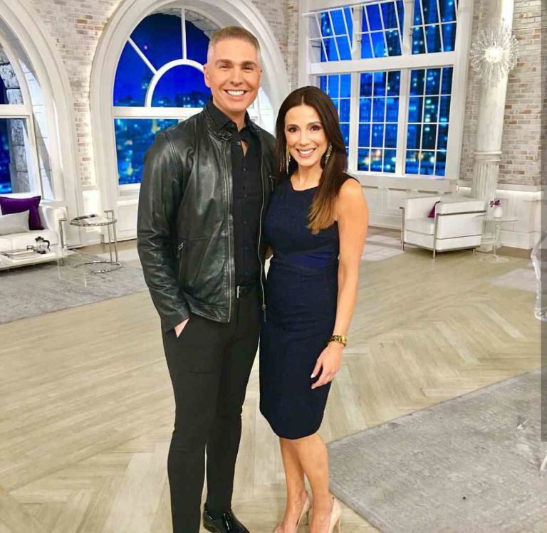 Sandra Bennett (QVC) Age, Husband, Wikipedia, Married, Family!