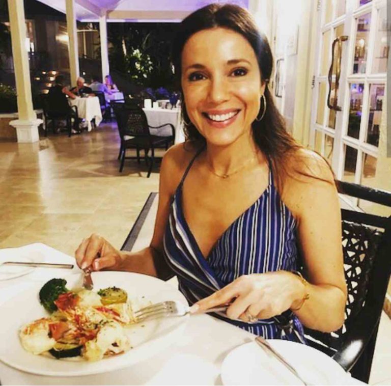 Sandra Bennett (QVC) Age, Husband, Wikipedia, Married, Family!