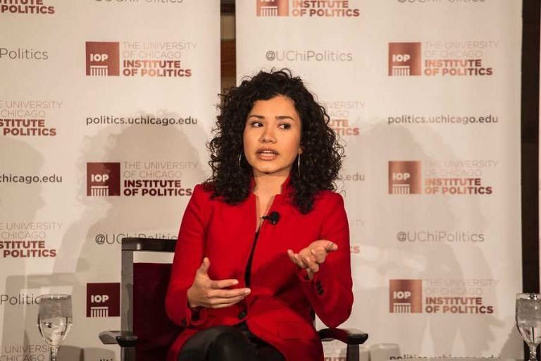 Laura Barron Lopez Age, Husband, Wikipedia, Education, Nationality