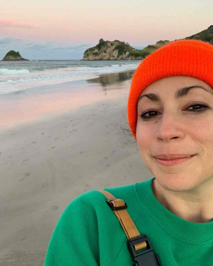 Farideh Sadeghin Age, Husband, Wikipedia, Married, Birthday, Parents