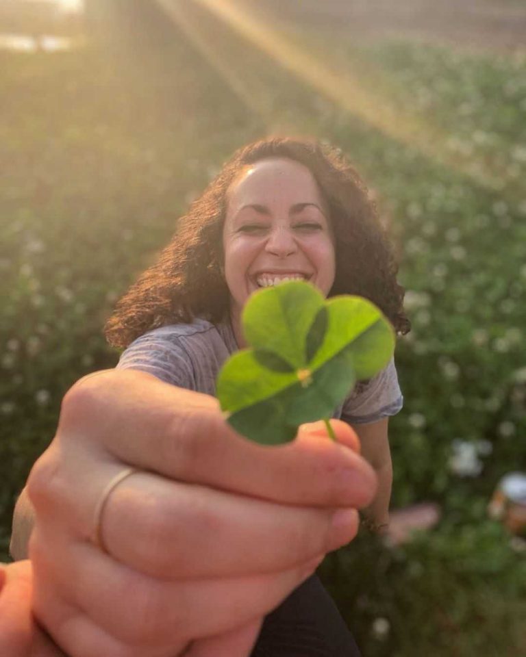 Farideh Sadeghin Age, Husband, Wikipedia, Married, Birthday, Parents