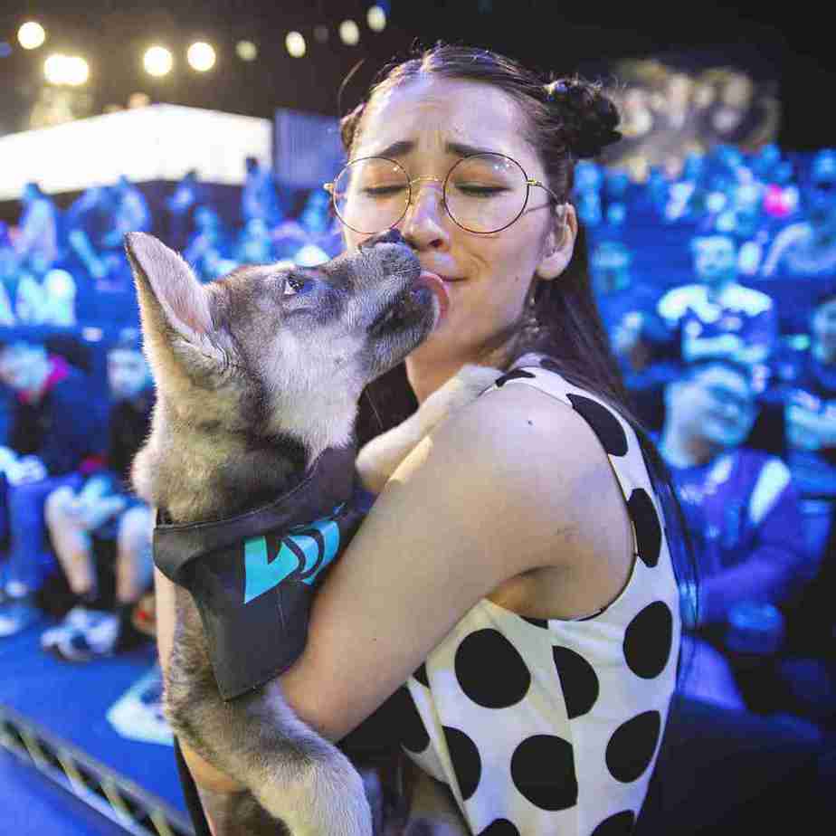 Ovilee May Wikipedia, Age, Net Worth, Height, Boyfriend, Bio